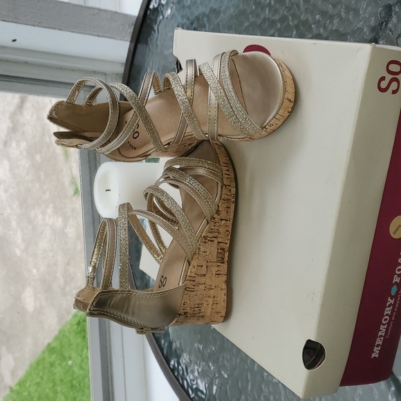 SO | Shoes | Sandel | Poshmark